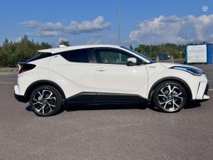 Белый Тойота C-HR 2021 в Вильнюс, объемом двигателя 1.80 л и пробегом 174 тыс. км за 18450 €, фото 6 на AUTOMOTO.COM.LV