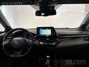 Balts Toyota C-HR 2021 Ventspils, ar dzinēja tilpumu 1.80 L un nobraukumu 157 tūkst. km par 21790 €, foto 10 vietnē AUTOMOTO.COM.LV