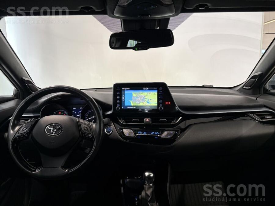 Balts Toyota C-HR 2021 Ventspils, ar dzinēja tilpumu 1.80 L un nobraukumu 157 tūkst. km par 21790 €, foto 10 vietnē AUTOMOTO.COM.LV