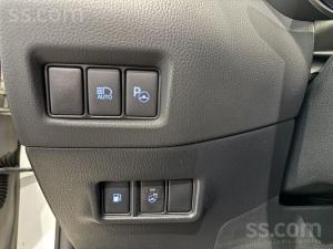 Balts Toyota C-HR 2021 Ventspils, ar dzinēja tilpumu 1.80 L un nobraukumu 157 tūkst. km par 21790 €, foto 14 vietnē AUTOMOTO.COM.LV