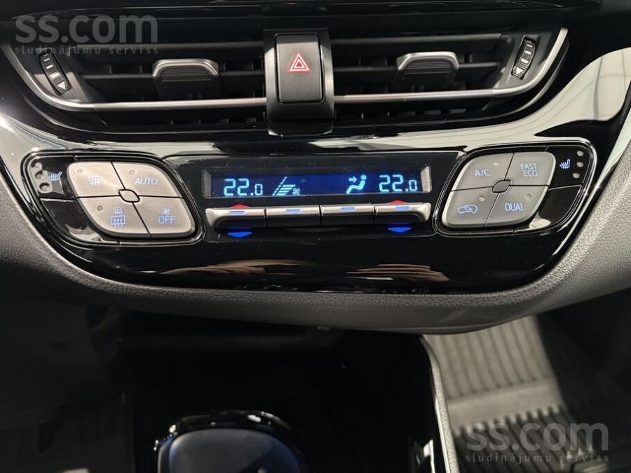 Balts Toyota C-HR 2021 Ventspils, ar dzinēja tilpumu 1.80 L un nobraukumu 157 tūkst. km par 21790 €, foto 18 vietnē AUTOMOTO.COM.LV