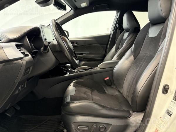 Toyota C-HR 2021 Ventspils vietnē Balts Toyota C-HR 2021 Ventspils, ar dzinēja tilpumu 1.80 L un nobraukumu 157 tūkst. km par 21790 €, foto 6 vietnē AUTOMOTO.COM.LV