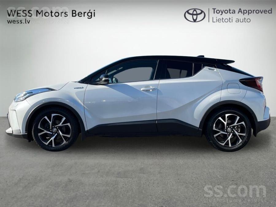 Balts Toyota C-HR 2021 Rīga, ar dzinēja tilpumu 2.00 L un nobraukumu 108 tūkst. km par 20990 €, foto 4 vietnē AUTOMOTO.COM.LV