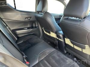 Balts Toyota C-HR 2021 Rīga, ar dzinēja tilpumu 2.00 L un nobraukumu 108 tūkst. km par 20990 €, foto 8 vietnē AUTOMOTO.COM.LV