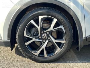 Balts Toyota C-HR 2021 Rīga, ar dzinēja tilpumu 2.00 L un nobraukumu 108 tūkst. km par 20990 €, foto 22 vietnē AUTOMOTO.COM.LV