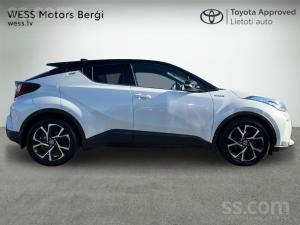 Balts Toyota C-HR 2021 Rīga, ar dzinēja tilpumu 2.00 L un nobraukumu 108 tūkst. km par 20990 €, foto 23 vietnē AUTOMOTO.COM.LV