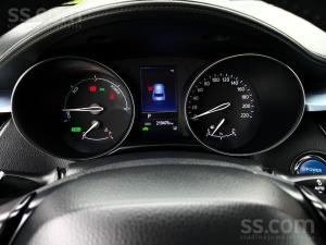 Белый Тойота C-HR 2021 в Елгава, объемом двигателя 1.80 л и пробегом 219 тыс. км за 16996 €, фото 16 на AUTOMOTO.COM.LV