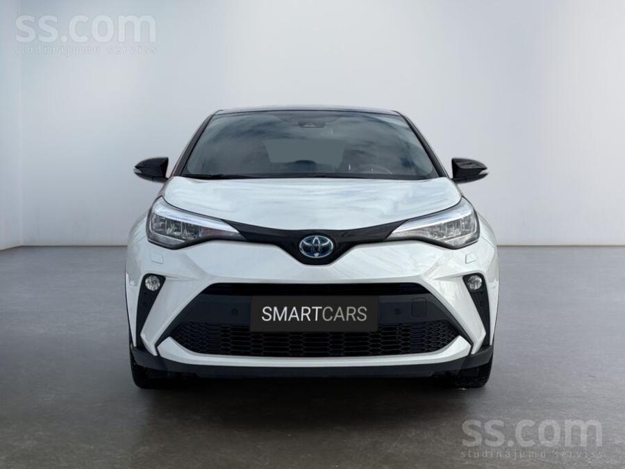 Balts Toyota C-HR 2022 Rīga, ar dzinēja tilpumu 2.00 L un nobraukumu 93 tūkst. km par 21460 €, foto 8 vietnē AUTOMOTO.COM.LV