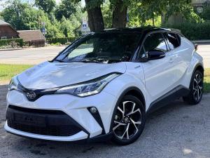 White Toyota C-HR 2022 in Ukmerge, with an engine capacity of 1.80 L and mileage of 189 thousand km for 17650 €, photo 4 on AUTOMOTO.COM.LV