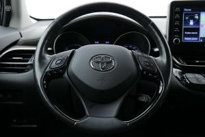 Белый Тойота C-HR 2022 в Вильнюс, объемом двигателя 1.80 л и пробегом 72 тыс. км за 25500 €, фото 13 на AUTOMOTO.COM.LV