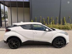 Balts Toyota C-HR 2022 Viļņa, ar dzinēja tilpumu 1.80 L un nobraukumu 133 tūkst. km par 18900 €, foto 5 vietnē AUTOMOTO.COM.LV