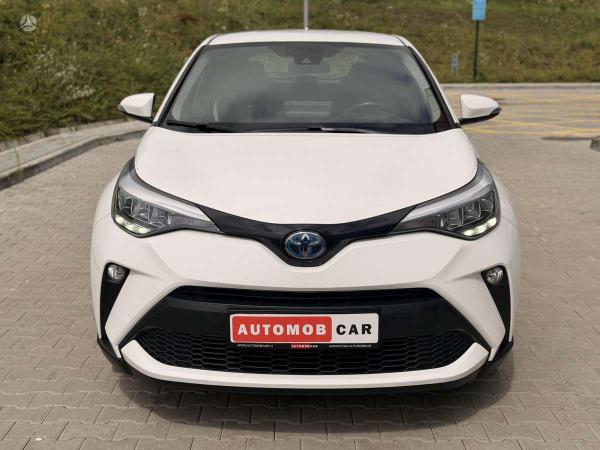Белый Тойота C-HR 2022 в Вильнюс, объемом двигателя 1.80 л и пробегом 133 тыс. км за 18900 €, фото 10 на AUTOMOTO.COM.LV