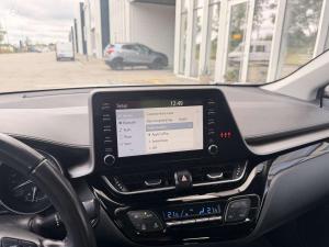 Balts Toyota C-HR 2022 Viļņa, ar dzinēja tilpumu 1.80 L un nobraukumu 133 tūkst. km par 18900 €, foto 22 vietnē AUTOMOTO.COM.LV