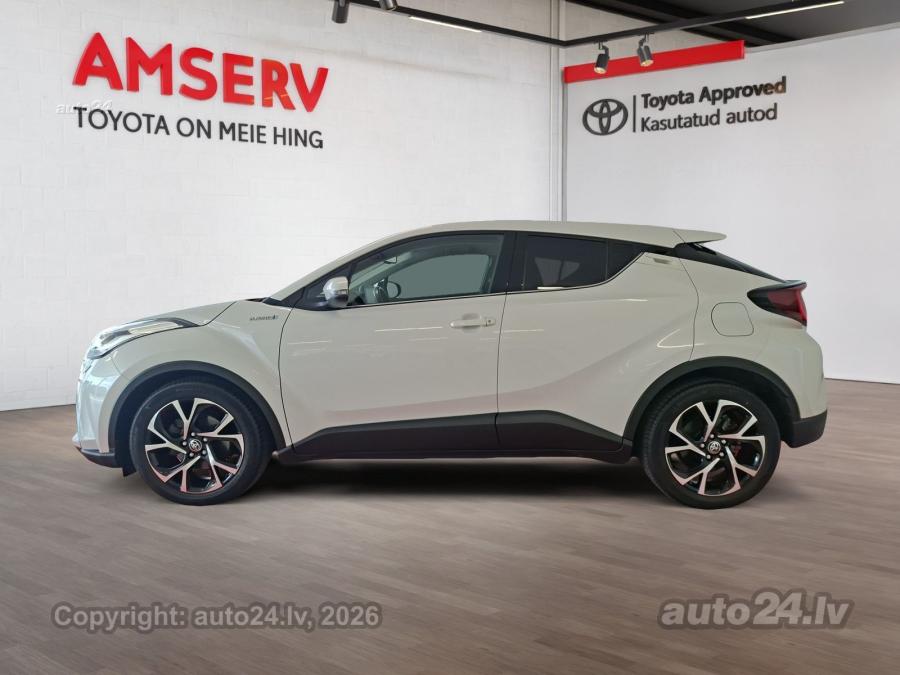Белый Тойота C-HR 2022 в Вильянди, объемом двигателя 1.80 л и пробегом 42 тыс. км за 22490 €, фото 4 на AUTOMOTO.COM.LV
