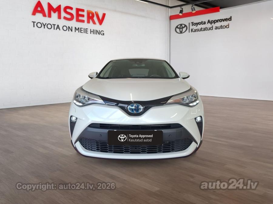 Белый Тойота C-HR 2022 в Вильянди, объемом двигателя 1.80 л и пробегом 42 тыс. км за 22490 €, фото 6 на AUTOMOTO.COM.LV