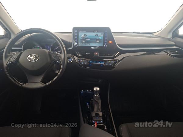 Balts Toyota C-HR 2022 Viljandi, ar dzinēja tilpumu 1.80 L un nobraukumu 42 tūkst. km par 22490 €, foto 8 vietnē AUTOMOTO.COM.LV