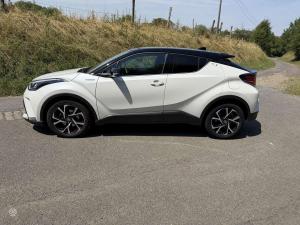 Balts Toyota C-HR 2022 Tauragė, ar dzinēja tilpumu 1.80 L un nobraukumu 44 tūkst. km par 20900 €, foto 3 vietnē AUTOMOTO.COM.LV