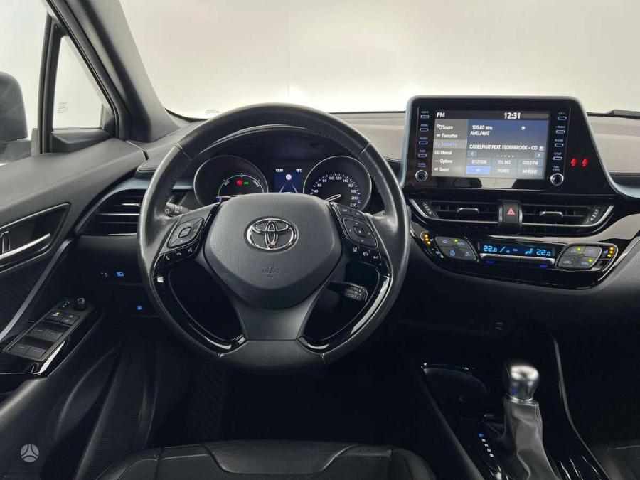 Белый Тойота C-HR 2022 в Вильнюс, объемом двигателя 1.80 л и пробегом 84 тыс. км за 23900 €, фото 10 на AUTOMOTO.COM.LV
