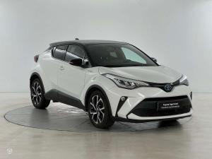 Белый Тойота C-HR 2022 в Вильнюс, объемом двигателя 1.80 л и пробегом 84 тыс. км за 23900 €, фото 19 на AUTOMOTO.COM.LV
