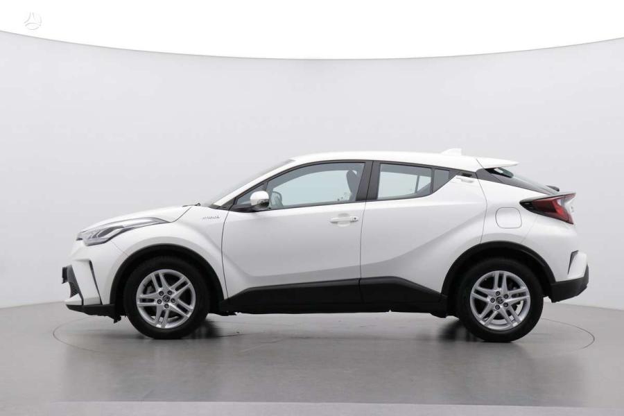 Balts Toyota C-HR 2022 Viļņa, ar dzinēja tilpumu 1.80 L un nobraukumu 75 tūkst. km par 23900 €, foto 5 vietnē AUTOMOTO.COM.LV
