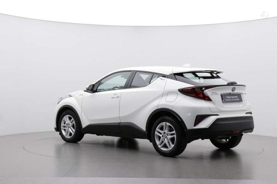 Balts Toyota C-HR 2022 Viļņa, ar dzinēja tilpumu 1.80 L un nobraukumu 75 tūkst. km par 23900 €, foto 19 vietnē AUTOMOTO.COM.LV