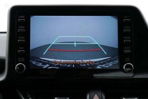Balts Toyota C-HR 2022 Viļņa, ar dzinēja tilpumu 1.80 L un nobraukumu 75 tūkst. km par 23900 €, foto 21 vietnē AUTOMOTO.COM.LV