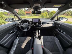 Белый Тойота C-HR 2022 в Каунас, объемом двигателя 1.99 л и пробегом 215 тыс. км за 19690 €, фото 12 на AUTOMOTO.COM.LV