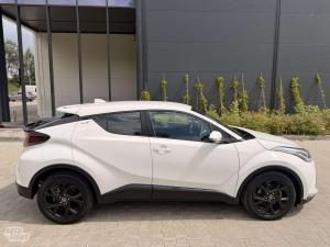 Balts Toyota C-HR 2022 Viļņa, ar dzinēja tilpumu 1.80 L un nobraukumu 133 tūkst. km par 19650 €, foto 5 vietnē AUTOMOTO.COM.LV