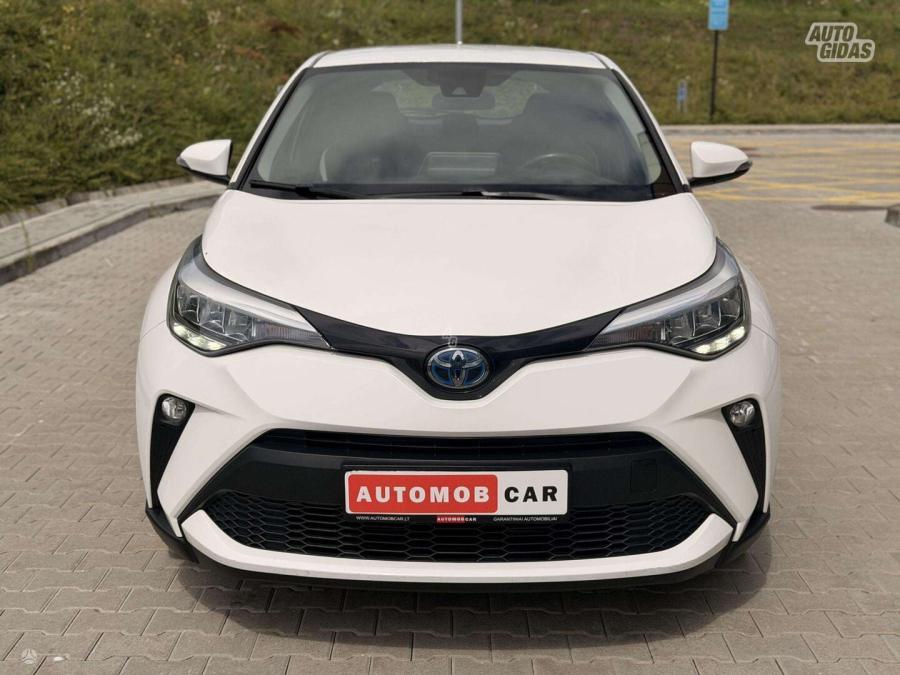 Белый Тойота C-HR 2022 в Вильнюс, объемом двигателя 1.80 л и пробегом 133 тыс. км за 19650 €, фото 11 на AUTOMOTO.COM.LV