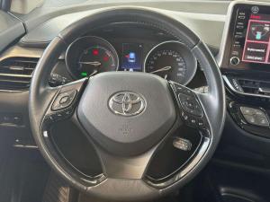 Balts Toyota C-HR 2022 Šauļi, ar dzinēja tilpumu 1.80 L un nobraukumu 100 tūkst. km par 20900 €, foto 15 vietnē AUTOMOTO.COM.LV