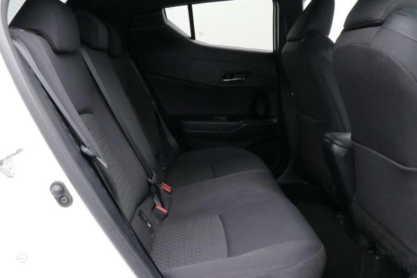 Balts Toyota C-HR 2022 Viļņa, ar dzinēja tilpumu 1.99 L un nobraukumu 87 tūkst. km par 24900 €, foto 10 vietnē AUTOMOTO.COM.LV