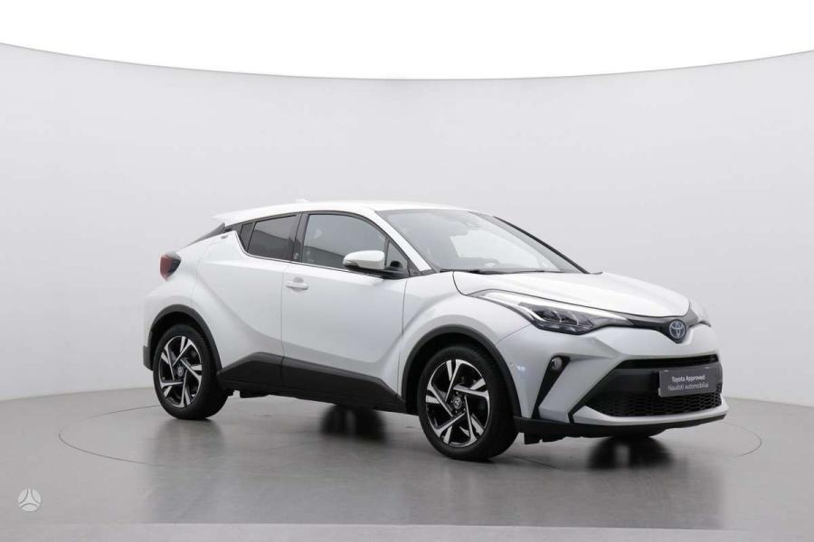 Белый Тойота C-HR 2022 в Вильнюс, объемом двигателя 1.99 л и пробегом 87 тыс. км за 24900 €, фото 20 на AUTOMOTO.COM.LV