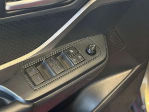 Balts Toyota C-HR 2022 Šauļi, ar dzinēja tilpumu 1.80 L un nobraukumu 106 tūkst. km par 21900 €, foto 10 vietnē AUTOMOTO.COM.LV