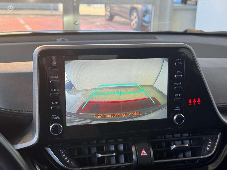 Balts Toyota C-HR 2022 Šauļi, ar dzinēja tilpumu 1.80 L un nobraukumu 106 tūkst. km par 21900 €, foto 18 vietnē AUTOMOTO.COM.LV