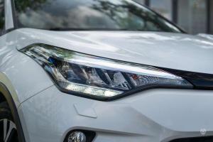 Balts Toyota C-HR 2022 Viļņa, ar dzinēja tilpumu 1.80 L un nobraukumu 122 tūkst. km par 19900 €, foto 4 vietnē AUTOMOTO.COM.LV