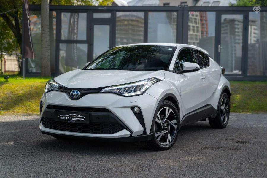 Balts Toyota C-HR 2022 Viļņa, ar dzinēja tilpumu 1.80 L un nobraukumu 122 tūkst. km par 19900 €, foto 7 vietnē AUTOMOTO.COM.LV