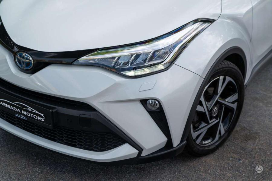 Balts Toyota C-HR 2022 Viļņa, ar dzinēja tilpumu 1.80 L un nobraukumu 122 tūkst. km par 19900 €, foto 8 vietnē AUTOMOTO.COM.LV