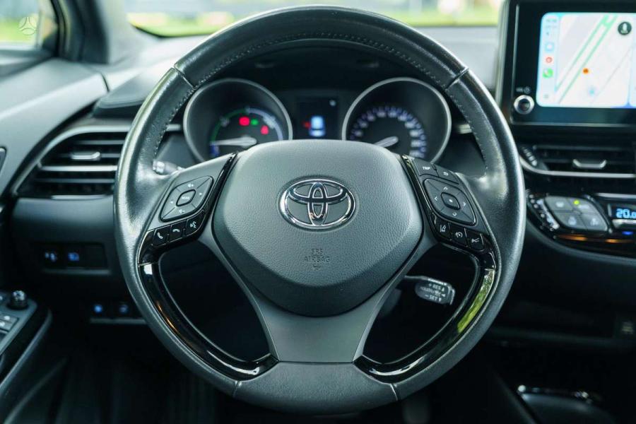 Balts Toyota C-HR 2022 Viļņa, ar dzinēja tilpumu 1.80 L un nobraukumu 122 tūkst. km par 19900 €, foto 26 vietnē AUTOMOTO.COM.LV