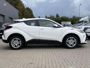 Белый Тойота C-HR 2022 в Вильнюс, объемом двигателя 1.80 л и пробегом 533 тыс. км за 12000 €, фото 17 на AUTOMOTO.COM.LV