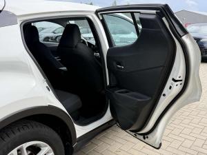 Белый Тойота C-HR 2022 в Вильнюс, объемом двигателя 1.80 л и пробегом 533 тыс. км за 12000 €, фото 32 на AUTOMOTO.COM.LV