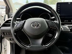 Белый Тойота C-HR 2022 в Вильнюс, объемом двигателя 1.80 л и пробегом 533 тыс. км за 12000 €, фото 46 на AUTOMOTO.COM.LV
