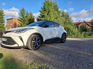Белый Тойота C-HR 2022 в Вильнюс, объемом двигателя 1.80 л и пробегом 67 тыс. км за 25500 €, фото 5 на AUTOMOTO.COM.LV