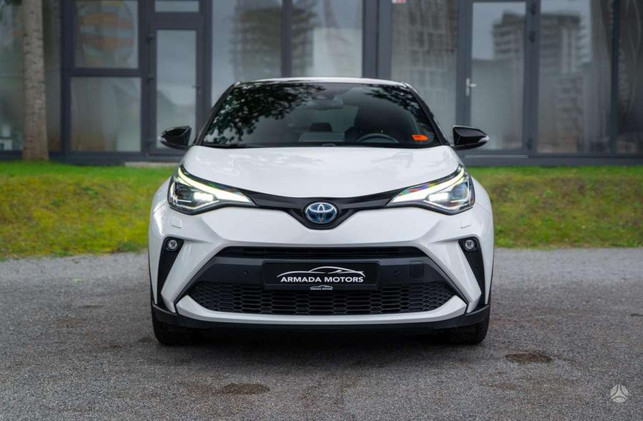 Balts Toyota C-HR 2022 Viļņa, ar dzinēja tilpumu 1.80 L un nobraukumu 49 tūkst. km par 23500 €, foto 5 vietnē AUTOMOTO.COM.LV