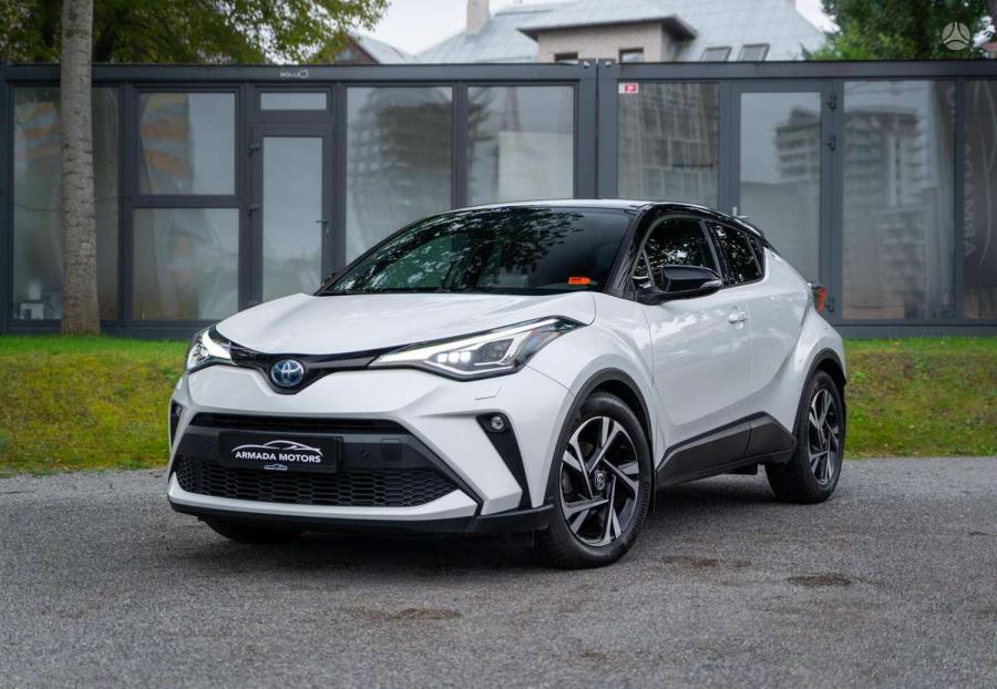 Balts Toyota C-HR 2022 Viļņa, ar dzinēja tilpumu 1.80 L un nobraukumu 49 tūkst. km par 23500 €, foto 7 vietnē AUTOMOTO.COM.LV