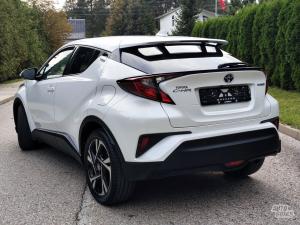 Белый Тойота C-HR 2022 в Аникщяй, объемом двигателя 1.80 л и пробегом 189 тыс. км за 13250 €, фото 4 на AUTOMOTO.COM.LV