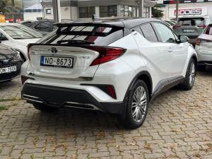 Белый Тойота C-HR 2022 в Рига, объемом двигателя 2.00 л и пробегом 50 тыс. км за 23850 €, фото 5 на AUTOMOTO.COM.LV