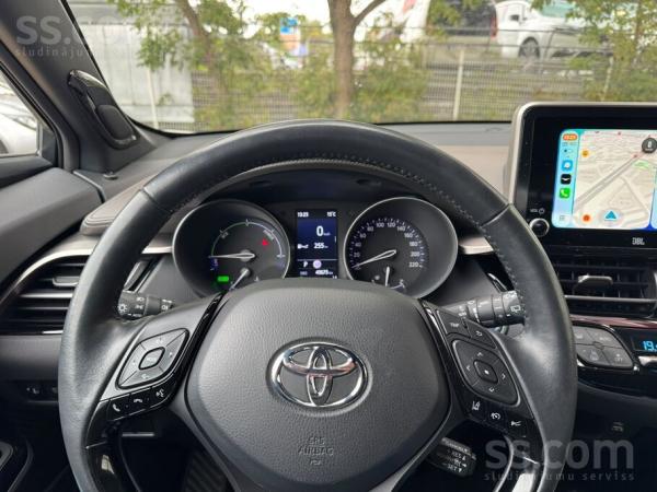 Balts Toyota C-HR 2022 Rīga, ar dzinēja tilpumu 2.00 L un nobraukumu 50 tūkst. km par 23850 €, foto 10 vietnē AUTOMOTO.COM.LV