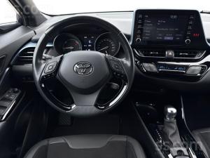 Белый Тойота C-HR 2022 в Рига, объемом двигателя 1.80 л и пробегом 39 тыс. км за 22990 €, фото 10 на AUTOMOTO.COM.LV