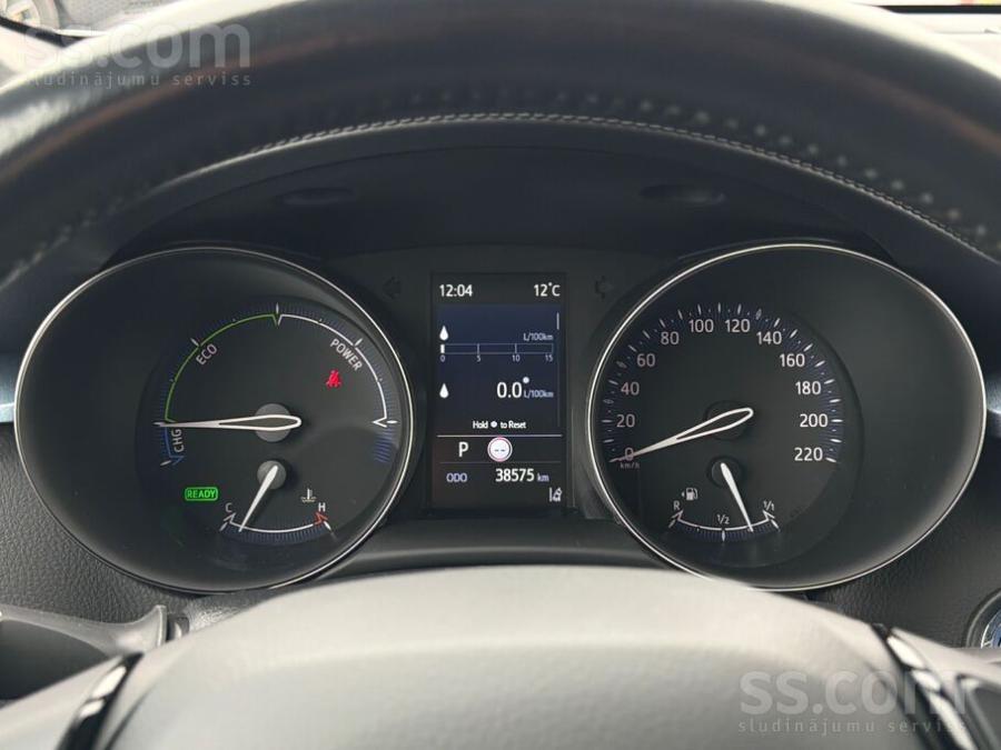 Белый Тойота C-HR 2022 в Рига, объемом двигателя 1.80 л и пробегом 39 тыс. км за 22990 €, фото 14 на AUTOMOTO.COM.LV