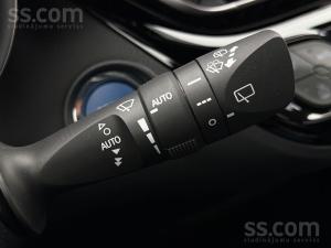 Белый Тойота C-HR 2022 в Рига, объемом двигателя 1.80 л и пробегом 39 тыс. км за 22990 €, фото 24 на AUTOMOTO.COM.LV